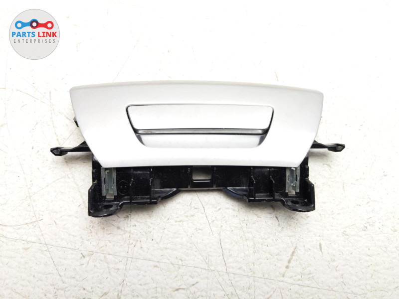 2019-2020 BMW X5 FRONT CENTER CONSOLE LATCH LID STRIKER HANDLE TRIM ...
