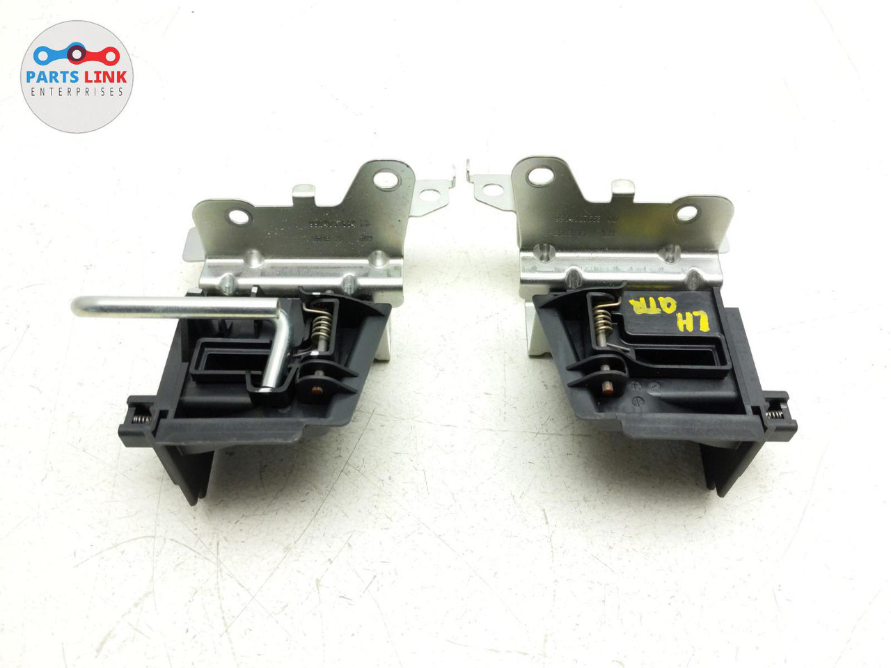 2019-2020 BMW X5 G05 REAR SEAT LATCH FOLDING FLAP LOCK HANDLE MOUNT ...