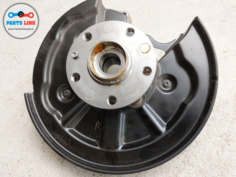 2018-21 VOLKSWAGEN ATLAS AWD REAR LEFT DRIVER SPINDLE KNUCKLE WHEEL HUB ...