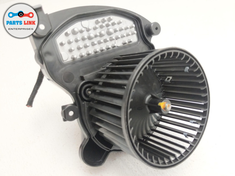 2018-2021 VOLKSWAGEN ATLAS REAR AC HEATER BLOWER FAN MOTOR W/ RESISTOR ...