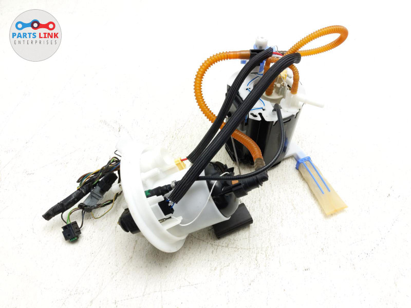 2014-16 RANGE ROVER SPORT REAR GAS FUEL TANK ELECTRIC PUMP SENDER L494 L405