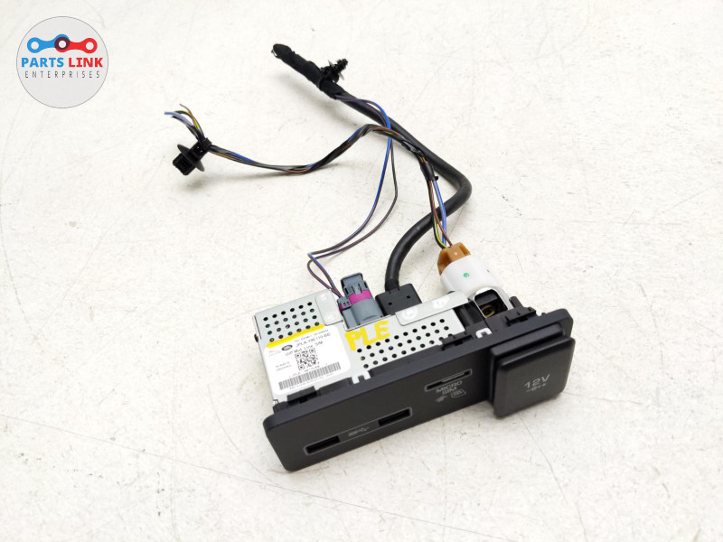 2020-2021 RANGE ROVER EVOQUE CENTER CONSOLE USB SIM CARD TERMINAL 12V ...