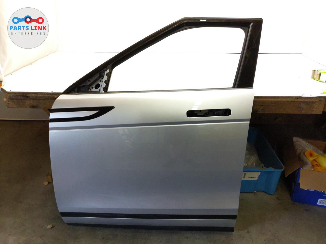 2020-2021 RANGE ROVER EVOQUE FRONT LEFT DOOR SHELL FRAME PANEL MOLDING ...