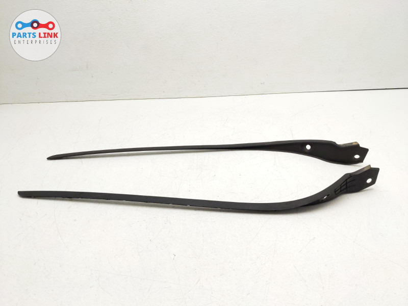 2017-2020 MASERATI LEVANTE FRONT WINDSHIELD A PILLAR MOLDING TRIM SIDE ...
