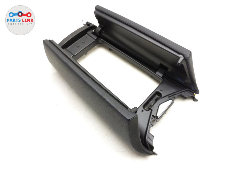 2017-2020 MASERATI LEVANTE CENTER CONSOLE ARM REST COMPARTMENT LID DOOR ...