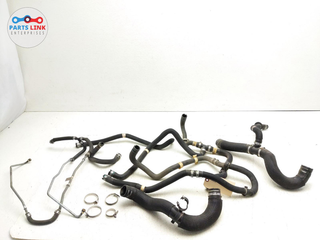 2017-2020 MASERATI LEVANTE RADIATOR WATER COOLANT HOSE PIPE TUBE SLEEVE ...