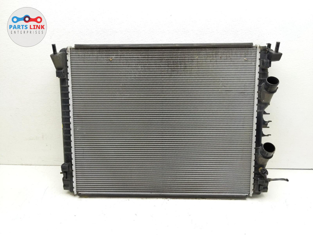 2017-2020 MASERATI LEVANTE FRONT ENGINE COOLING RADIATOR MAIN WATER ...