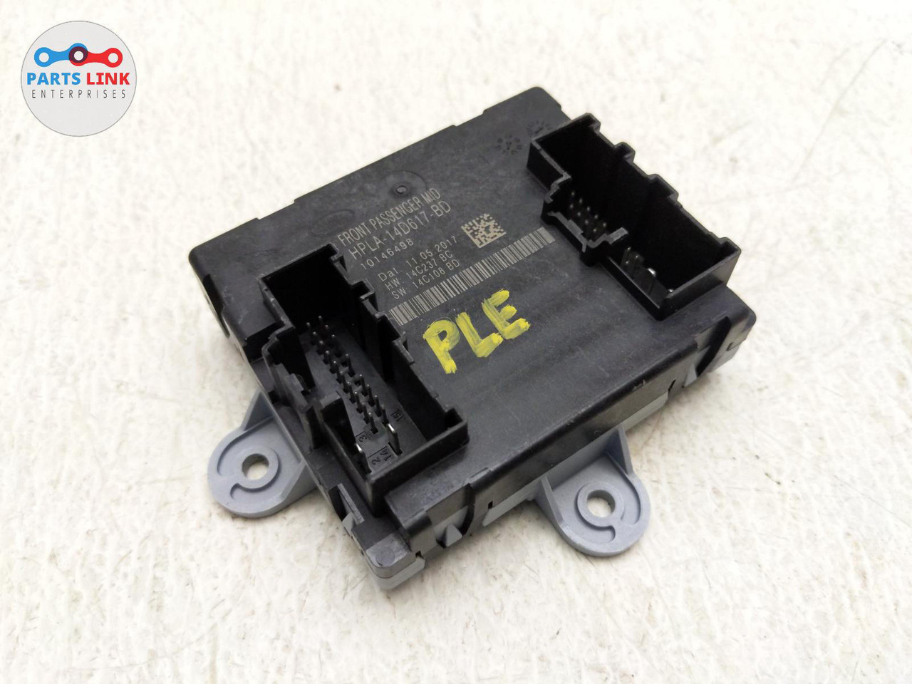 2017-2020 LAND ROVER DISCOVERY L462 FRONT RIGHT DOOR CONTROL MODULE ...