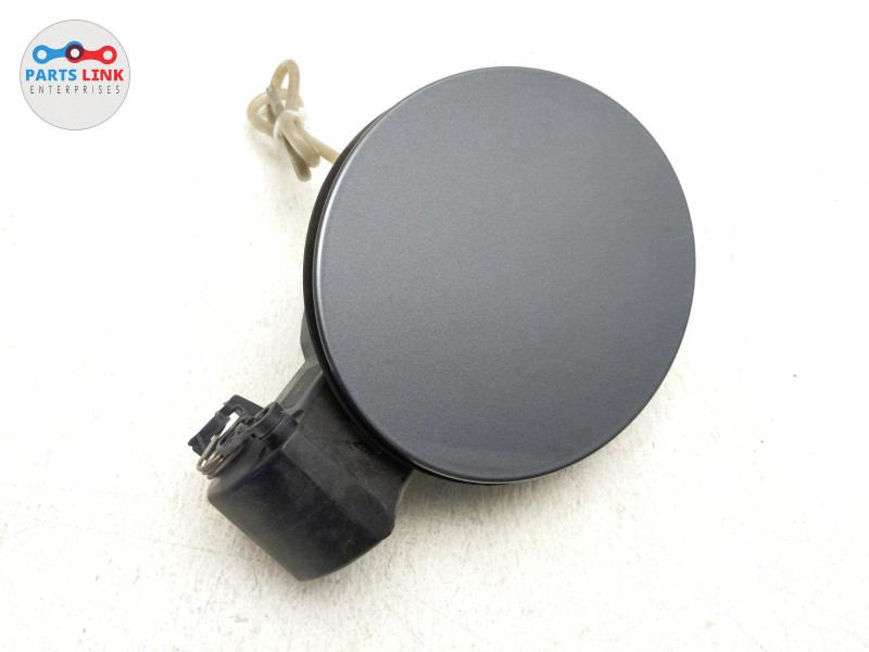 2017-20 LAND ROVER DISCOVERY L462 REAR RIGHT FUEL DOOR FILLER CAP LID ...