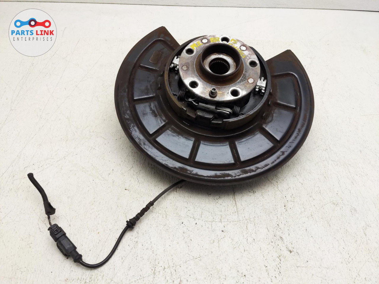2014-16 MASERATI GHIBLI REAR RIGHT PASSENGER SPINDLE KNUCKLE WHEEL HUB ...