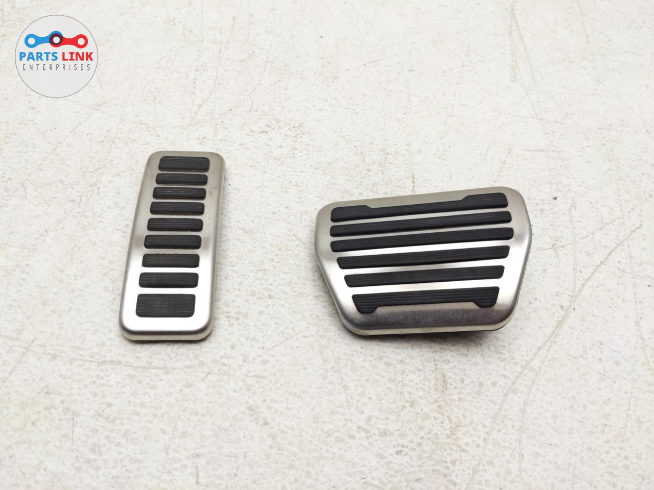 2020-2021 LAND ROVER DEFENDER DRIVER GAS BRAKE PEDAL METAL PLATE TRIM ...