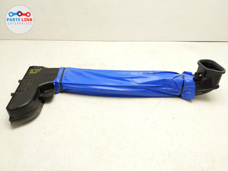2020-2021 LAND ROVER DEFENDER LEFT FENDER AIR INTAKE PIPE DUCT HOSE ...