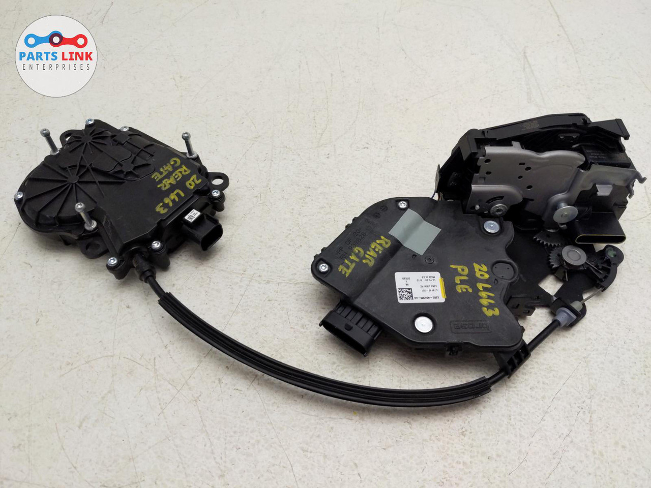 2020-21 LAND ROVER DEFENDER REAR LID TRUNK DOOR GATE LOCK LATCH ...