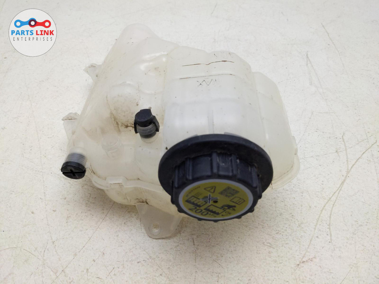 2020-21 LAND ROVER DEFENDER RADIATOR COOLANT TANK OVERFLOW RESERVOIR ...