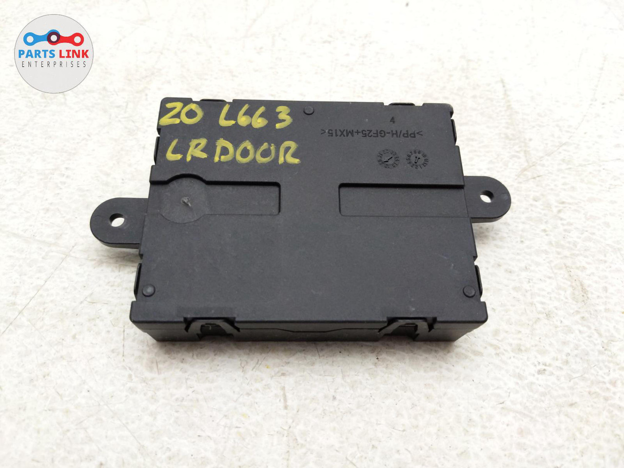 2020-2021 LAND ROVER DEFENDER 110 REAR LEFT DOOR CONTROL MODULE UNIT ...