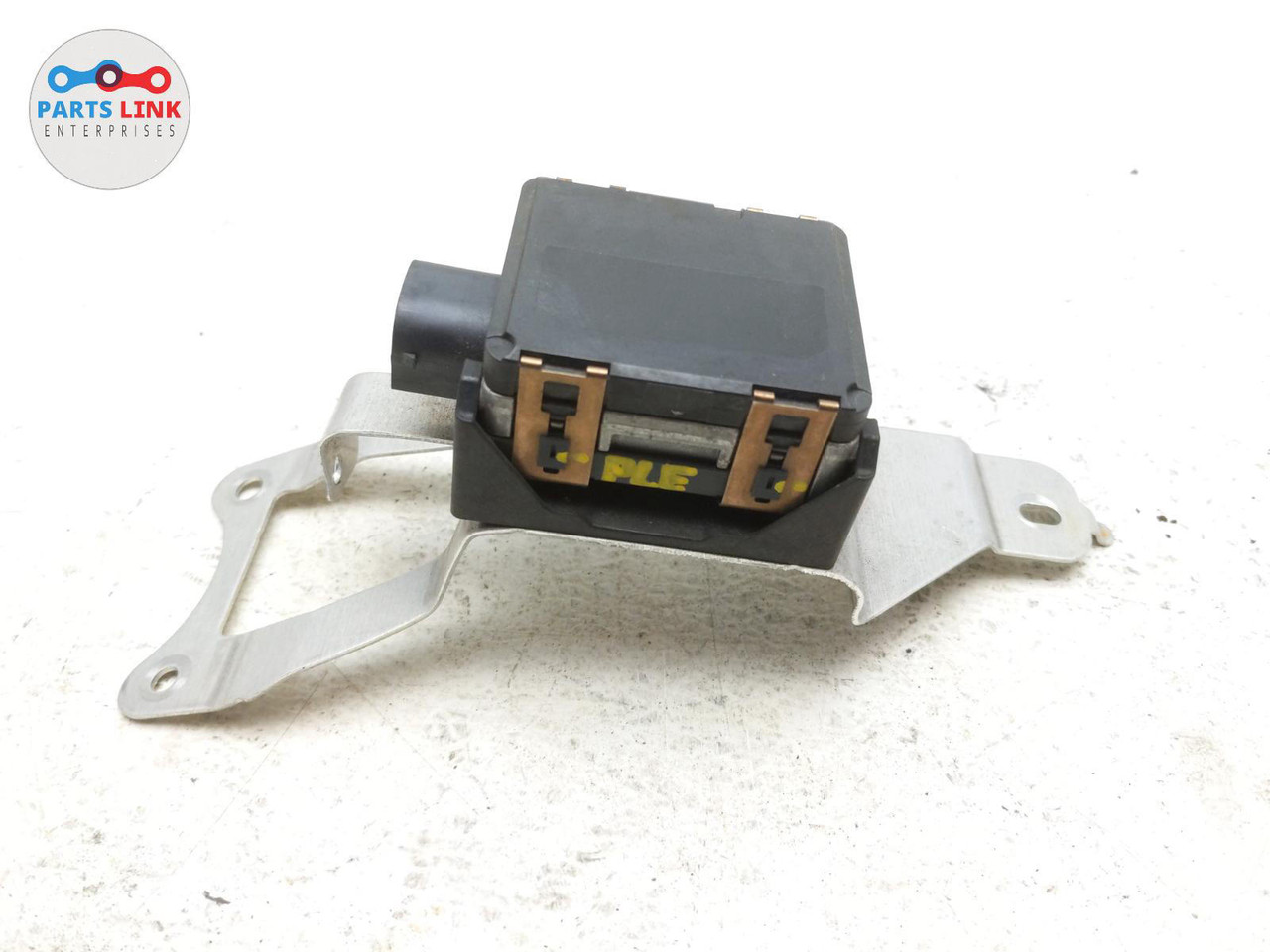 2018-2019 RANGE ROVER SPORT FRONT CRUISE CONTROL RADAR SENSOR MOUNT ...