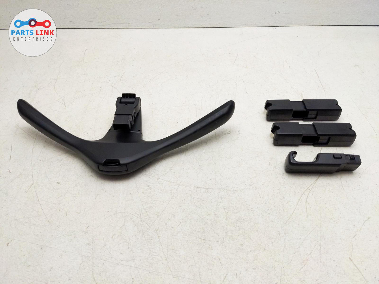 2014-2021 RANGE ROVER SPORT HEADREST BRACKET MOUNT CLICK AND GO COAT ...