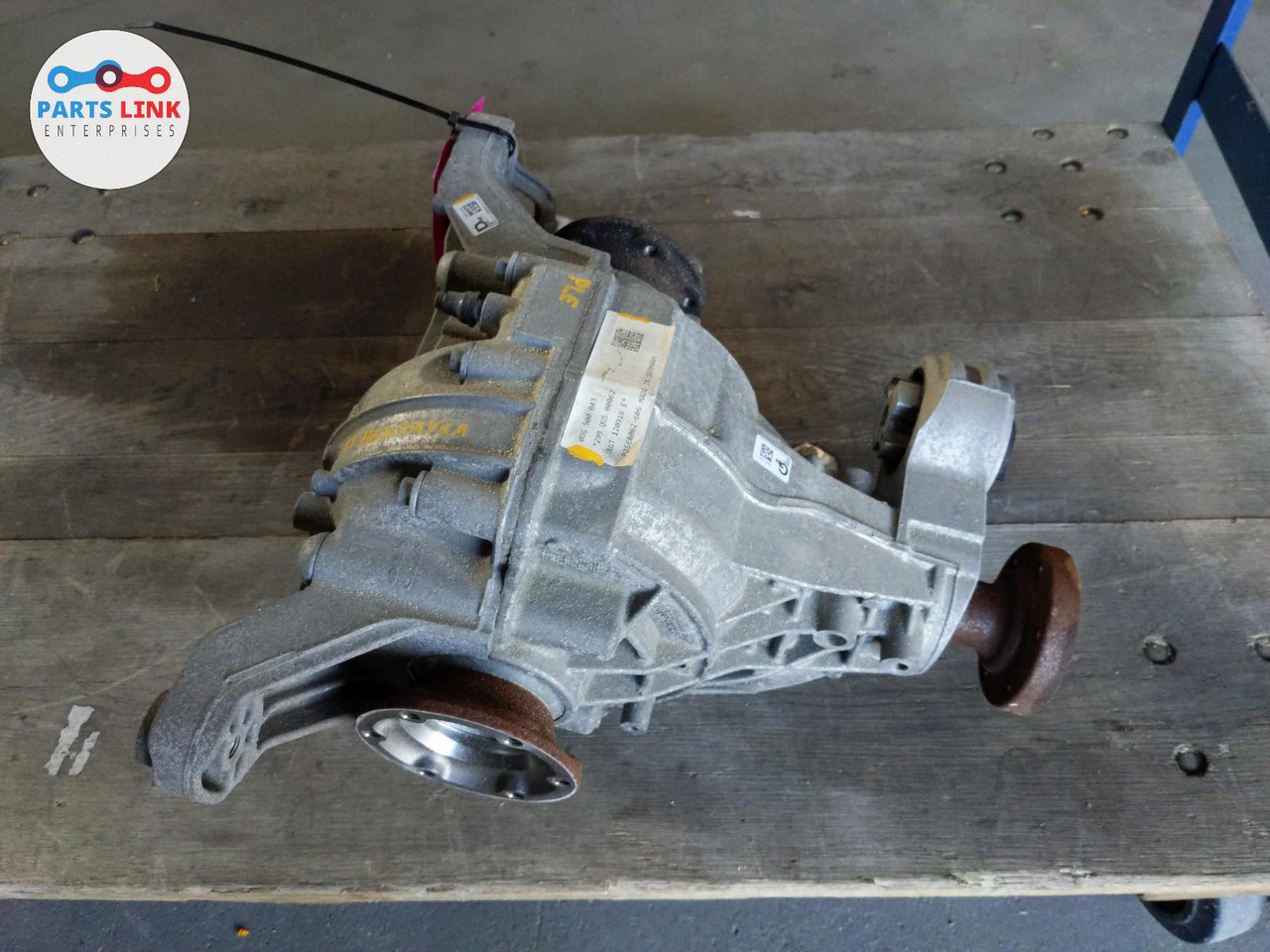 2016-20 BENTLEY BENTAYGA REAR DIFFERENTIAL OPEN CARRIER GEARBOX ...