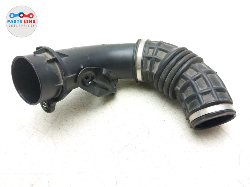 2016-2020 BENTLEY BENTAYGA LEFT LOWER INTAKE AIR CLEANER SUCTION HOSE ...