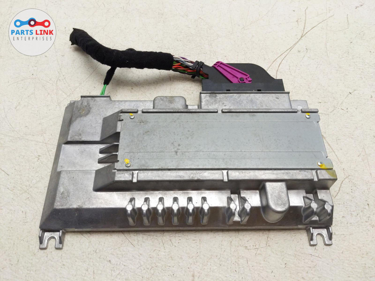 2016-2020 BENTLEY BENTAYGA RADIO AMPLIFIER CONTROL MODULE BOOSTER ...