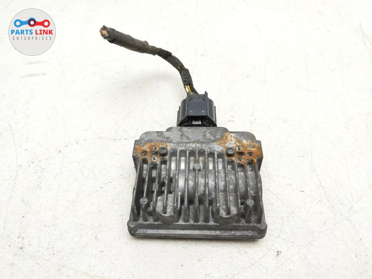 2013-2021 RANGE ROVER FUEL PUMP CONTROL MODULE DRIVER UNIT PLUG SPORT ...