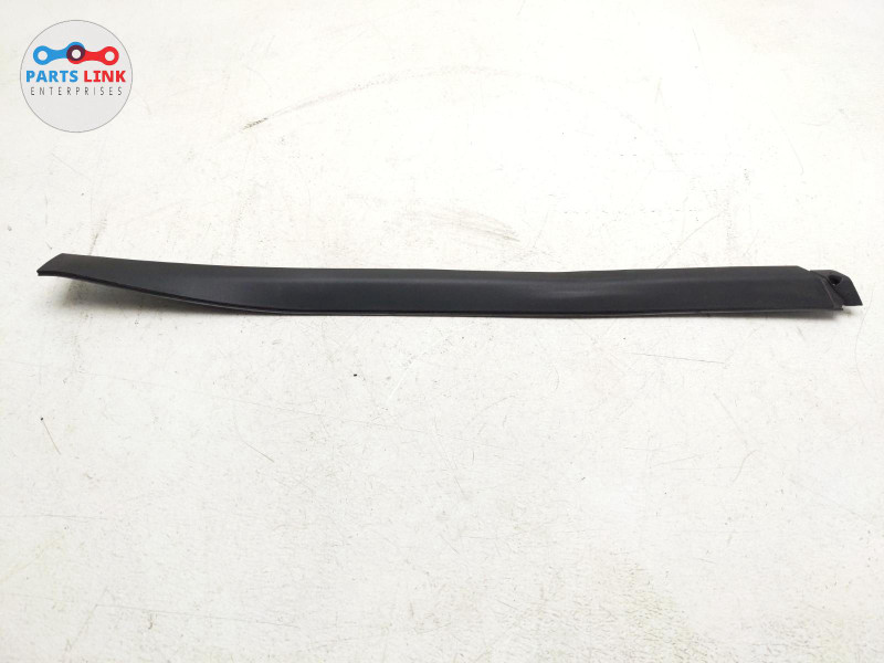 2019-21 PORSCHE CAYENNE REAR LEFT ROCKER TOP SEAL TRIM MOLDING COVER ...