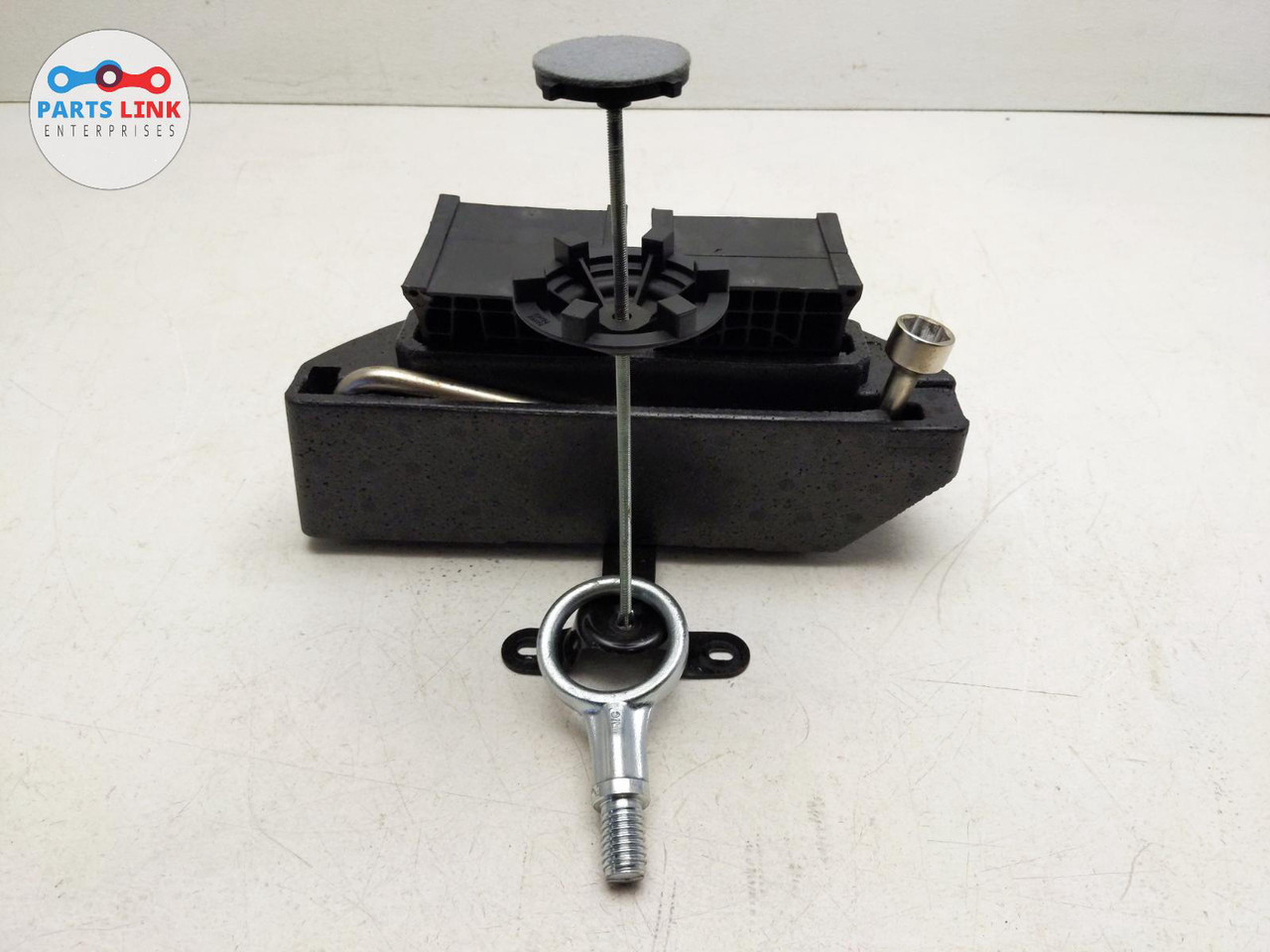 2014-16 RANGE ROVER SPORT SPARE TOOL TIRE NUT KIT FOAM BRACKET TOW HOOK ...
