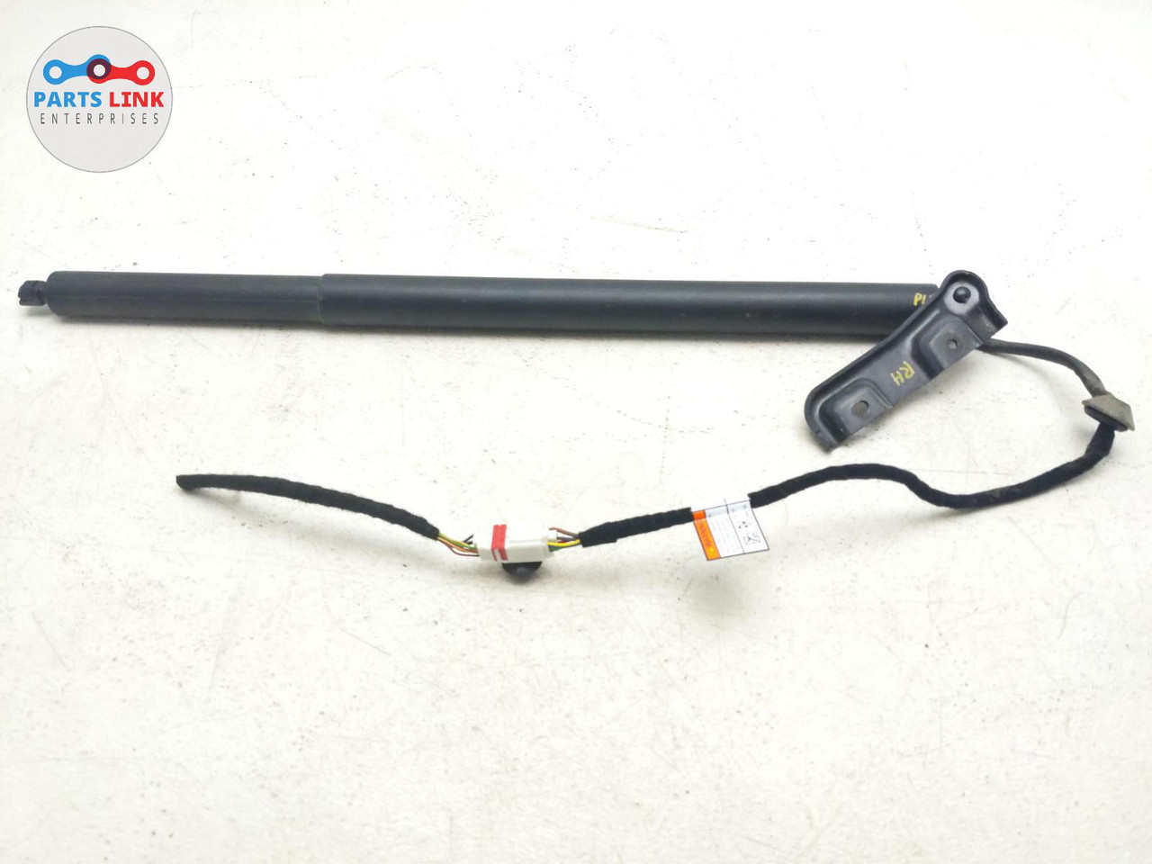 2017-2020 MASERATI LEVANTE RIGHT TRUNK LID TAILGATE LIFT STRUT SHOCK ...