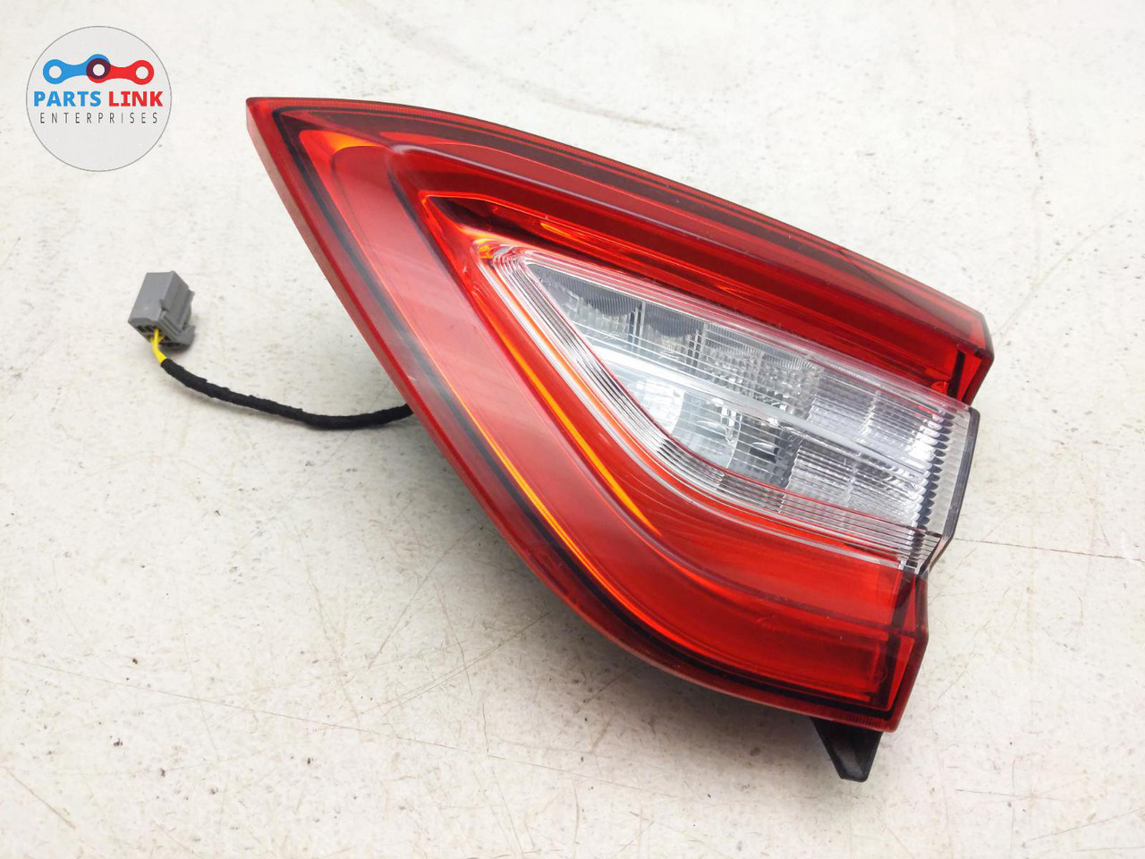 2017-2020 MASERATI LEVANTE REAR RIGHT INNER GATE TAILLIGHT TURN MOBILE ...