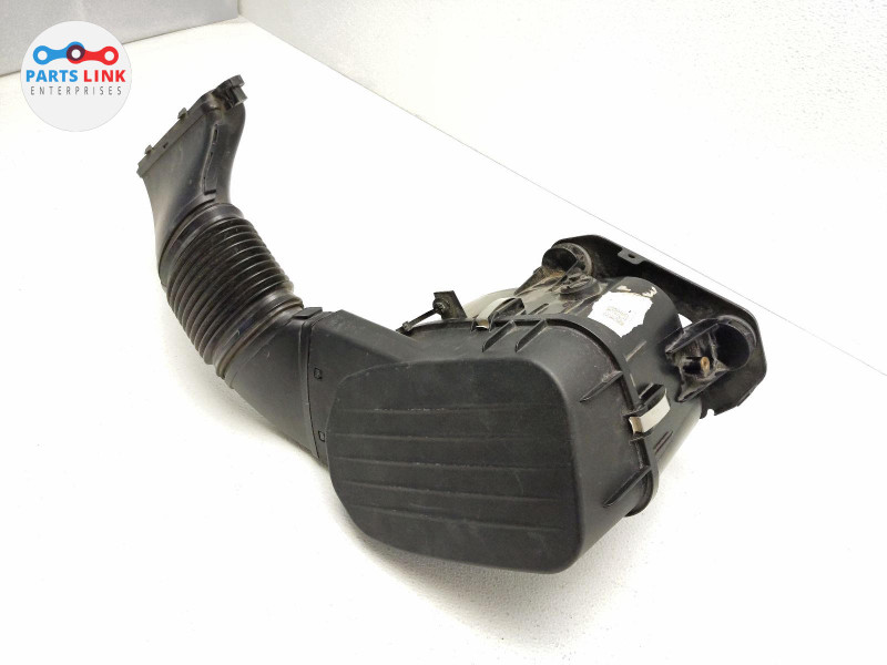 2017-20 MASERATI LEVANTE RIGHT AIR INTAKE CLEANER FILTER BOX DUCT PIPE ...