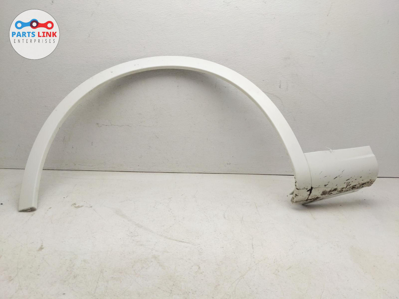 2017-2020 MASERATI LEVANTE FRONT LEFT FENDER FLARE WHEEL ARCH TRIM ...