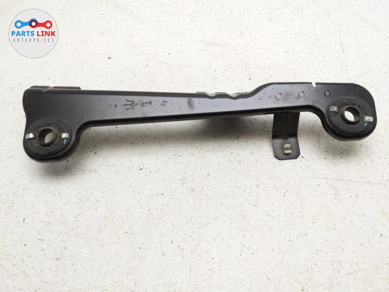2017-2020 MASERATI LEVANTE FRONT LEFT UPPER INTERCOOLER MOUNT BRACKET ...