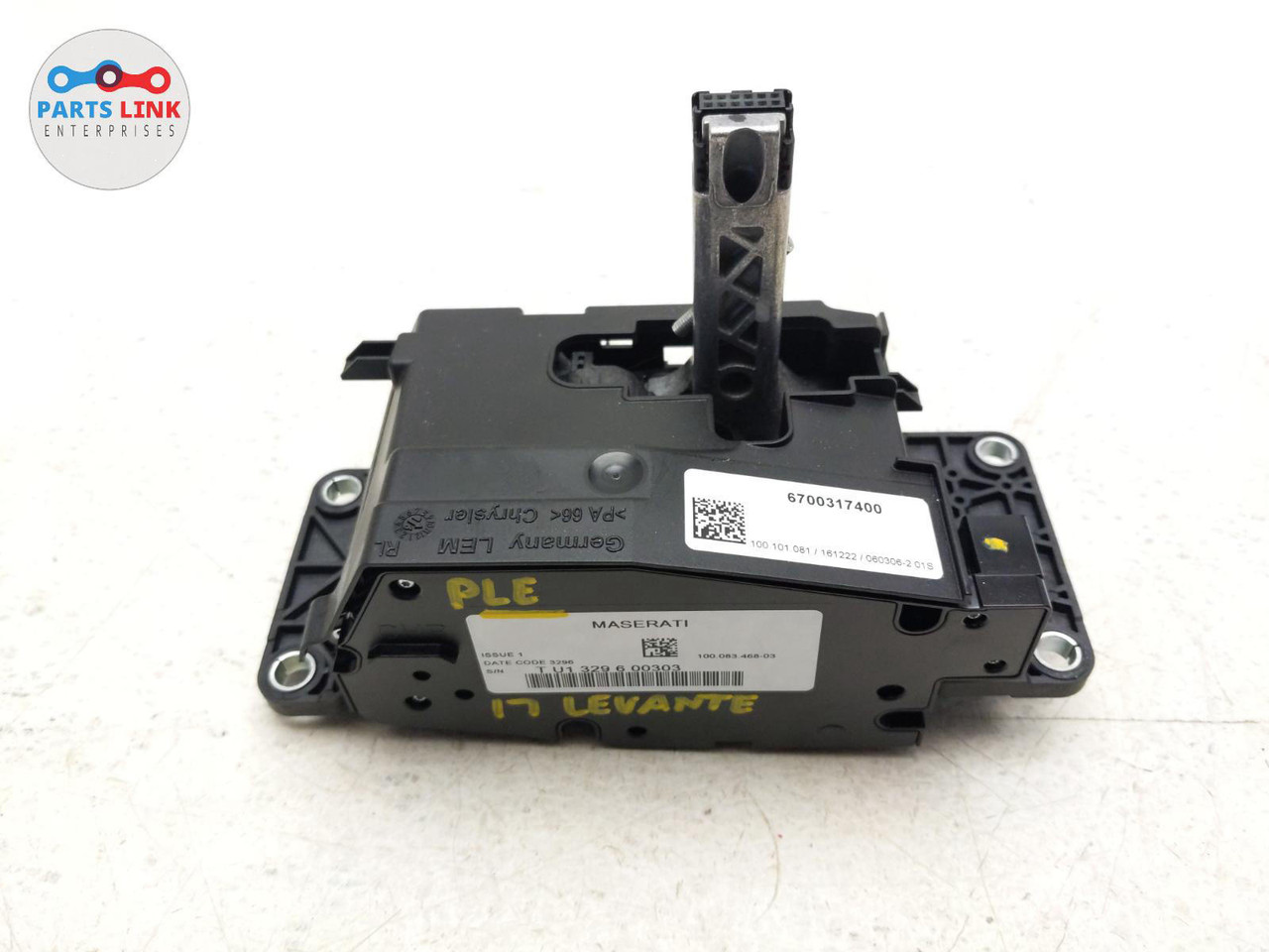 2017-20 MASERATI LEVANTE FLOOR SHIFTER AUTO GEAR SELECTOR LEVER GHIBLI ...