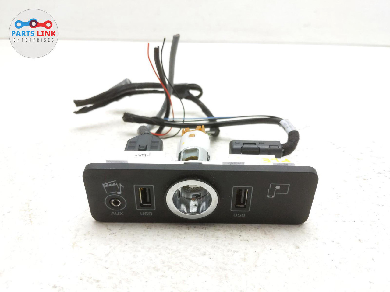 2013-16 RANGE ROVER L405 CONSOLE USB PORT AUX JACK POWER SOCKET BANK ...
