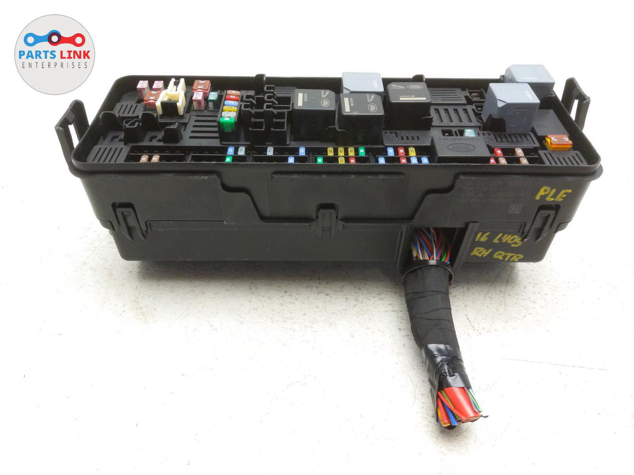 2016-2017 RANGE ROVER L405 REAR RIGHT FUSE BOX POWER JUNCTION RELAT ...