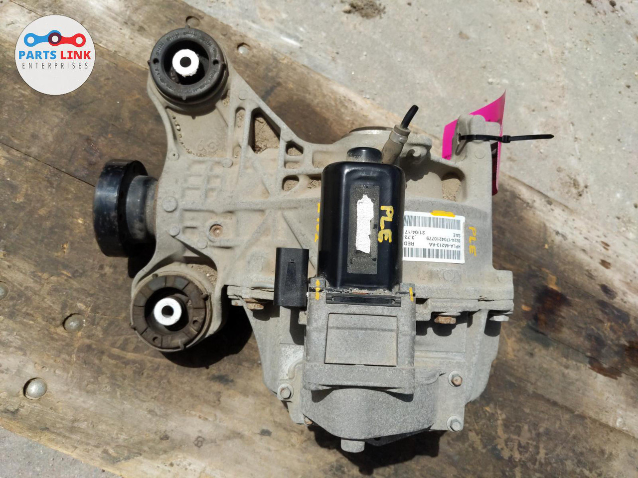 2017-2019 LAND ROVER DISCOVERY REAR LOCKING DIFFERENTIAL CARRIER L462 3 ...