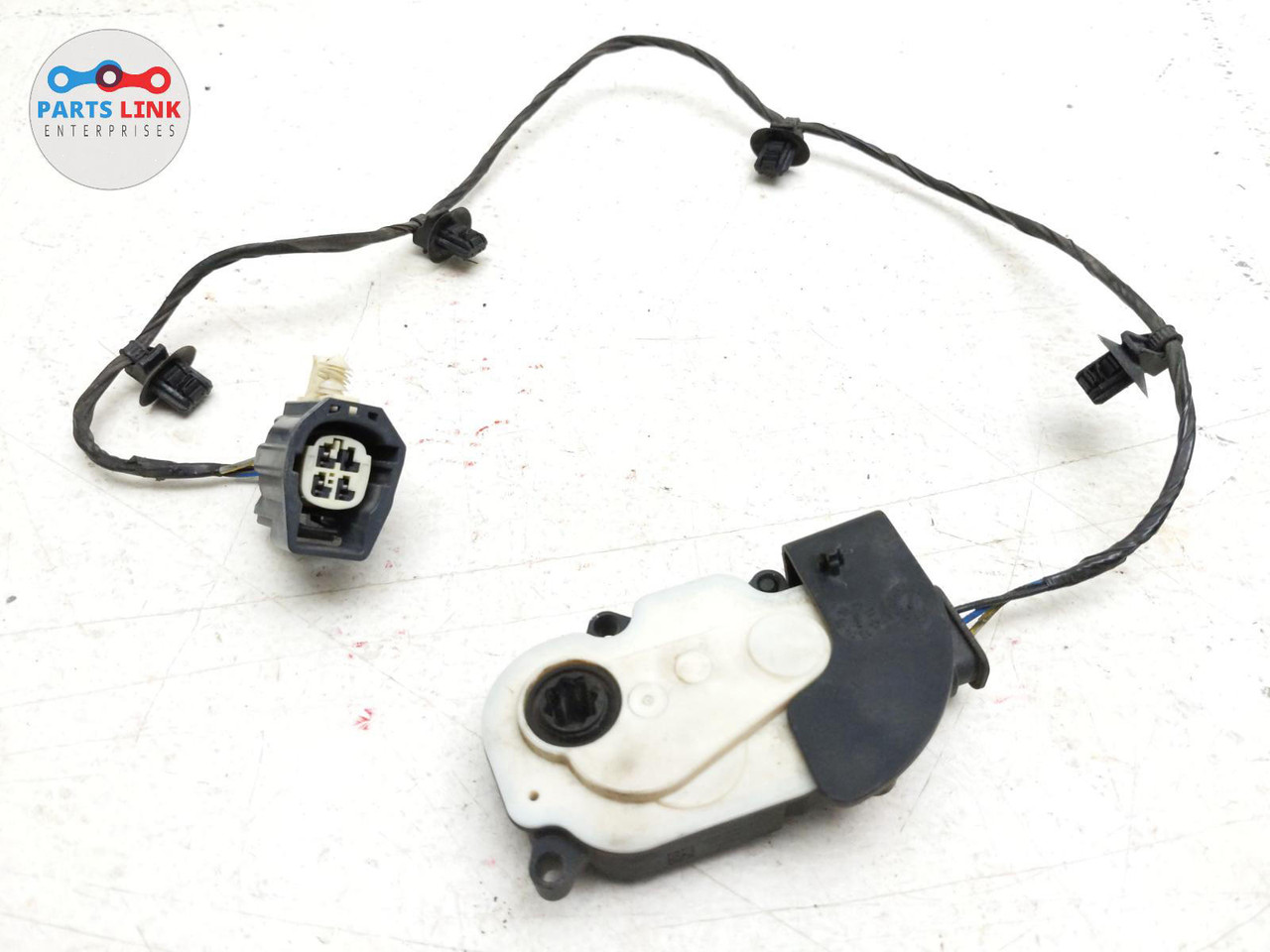 2017-2021 LAND ROVER DISCOVERY FRONT GRILL SHUTTER FLAP MOTOR OPEN ...