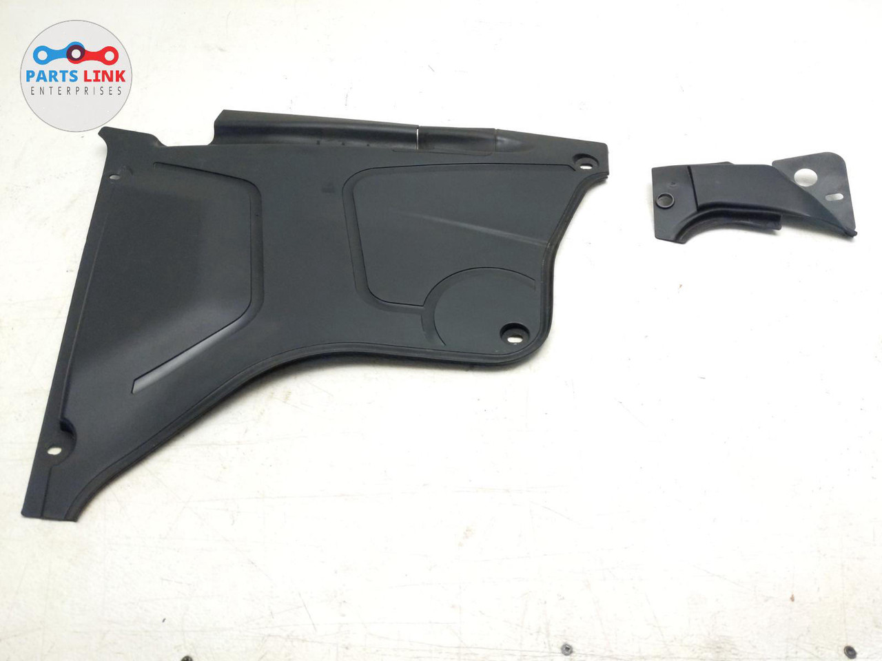 2014-2017 MERCEDES S550 REAR LEFT OUTER ENGINE BAY TRIM COVER COWL CAP ...