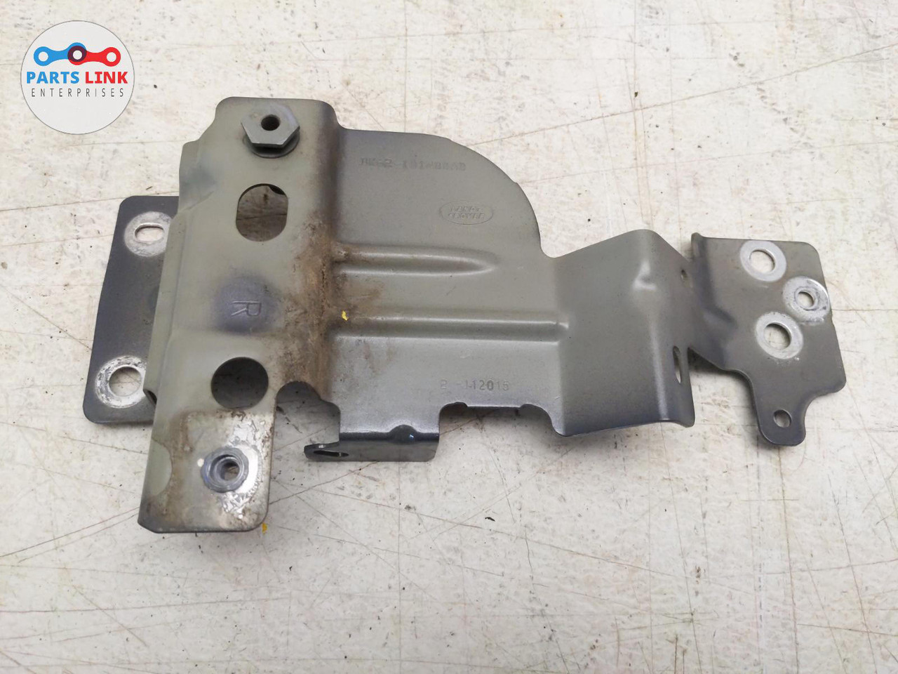 2014-2022 RANGE ROVER SPORT FRONT RIGHT FENDER MOUNT LOWER BRACKET ...