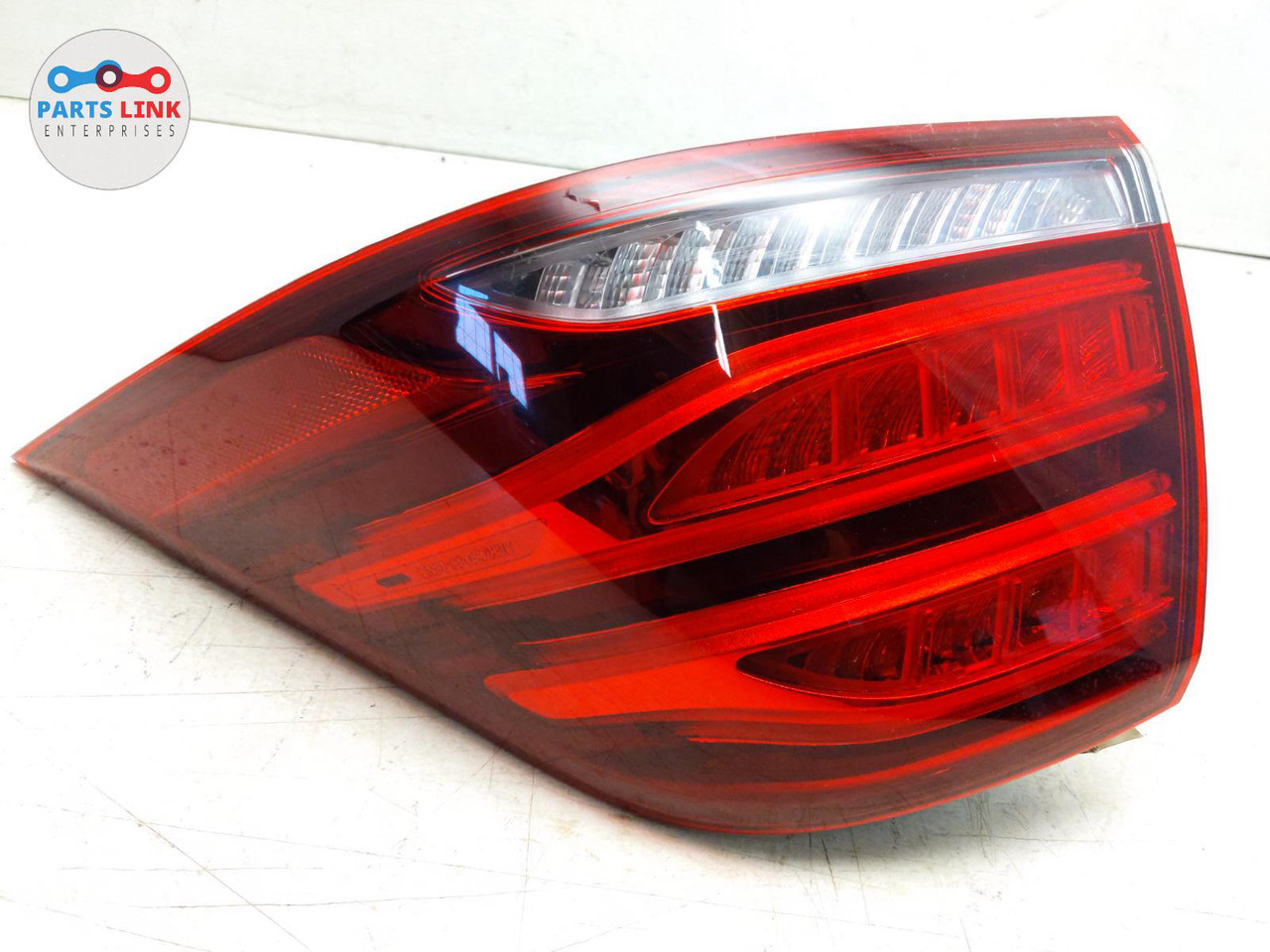 2016-19 MERCEDES GLE63 AMG S REAR RIGHT OUTER TAILLIGHT QUARTER TURN ...