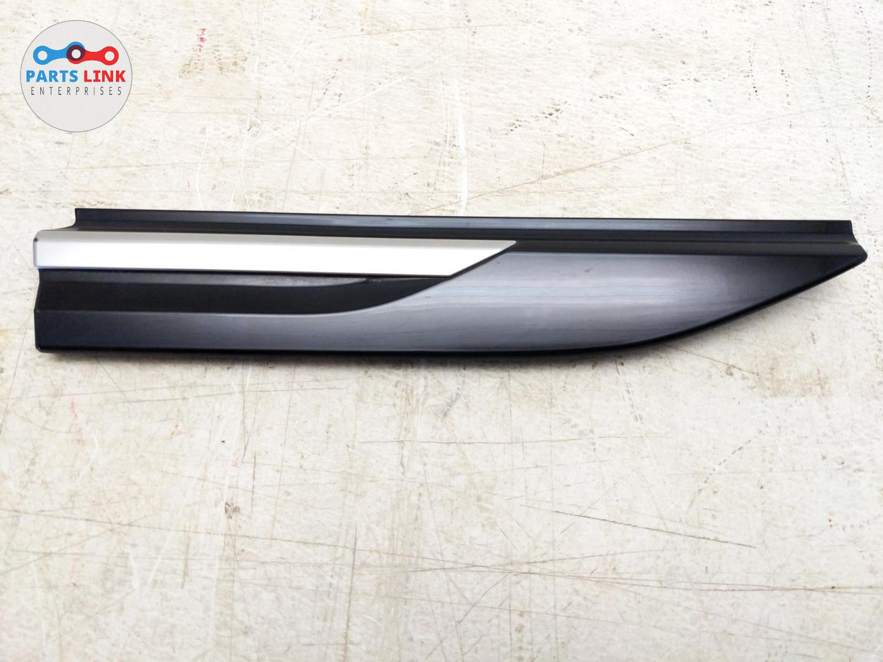 2018-21 RANGE ROVER VELAR FRONT RIGHT FENDER WING TRIM MOLDING APPLIQUE ...