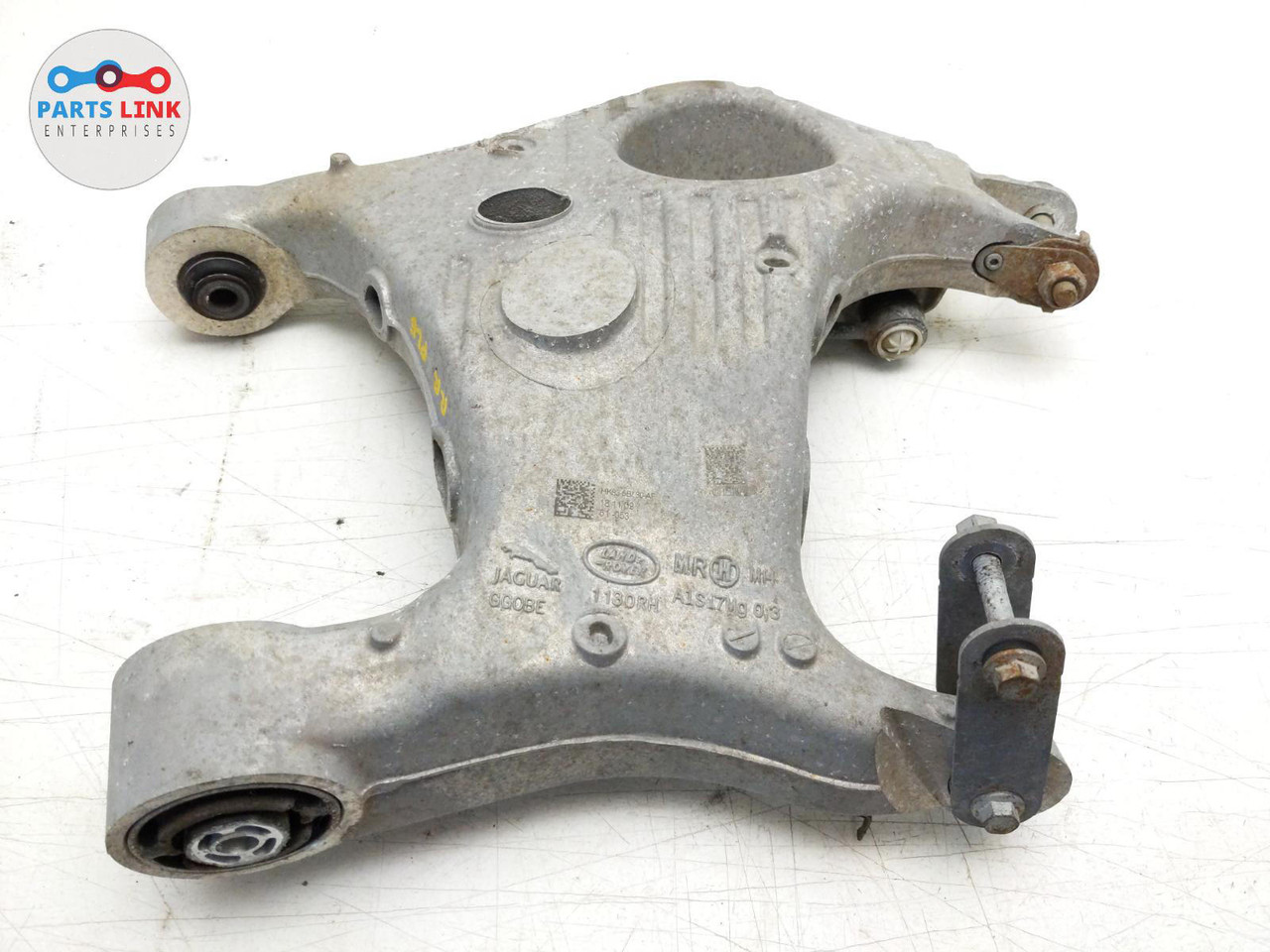 2018-20 RANGE ROVER VELAR REAR RIGHT CONTROL ARM STRUT SEAT LOWER ...