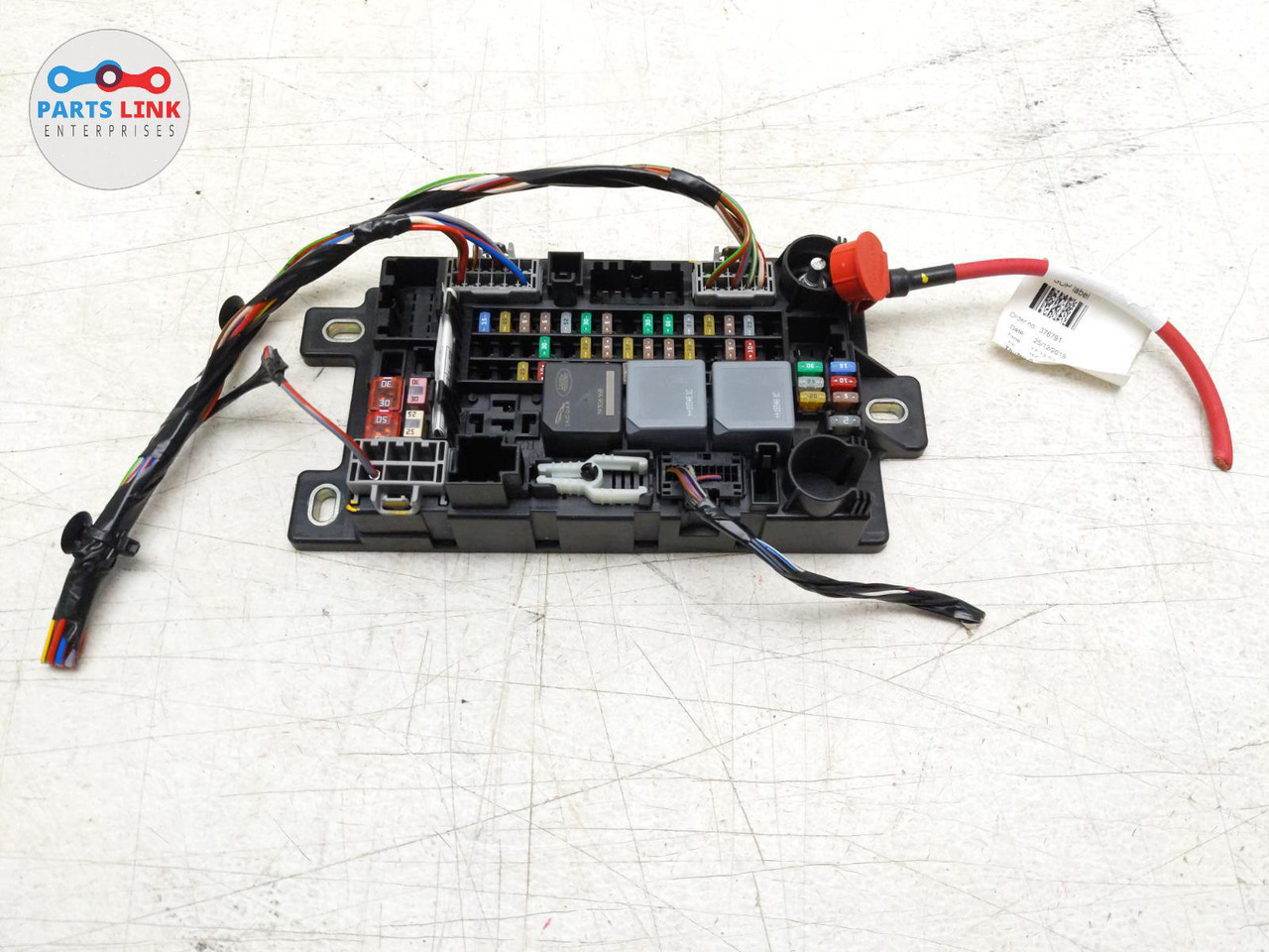 2020 RANGE ROVER EVOQUE REAR TRUNK FUSEBOX POWER JUNCTION RELAY BLOCK ...