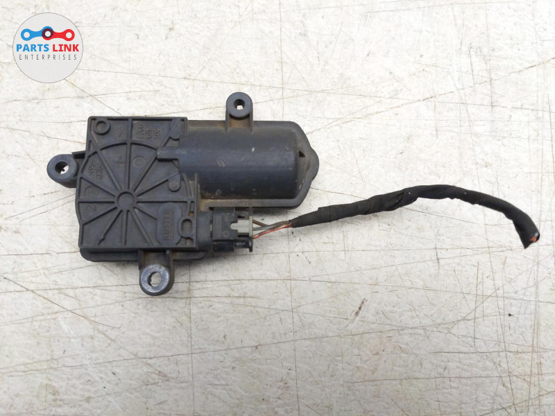 2016-20 BENTLEY BENTAYGA RIGHT EXHAUST ACTUATOR MOTOR SERVO FLAP ...