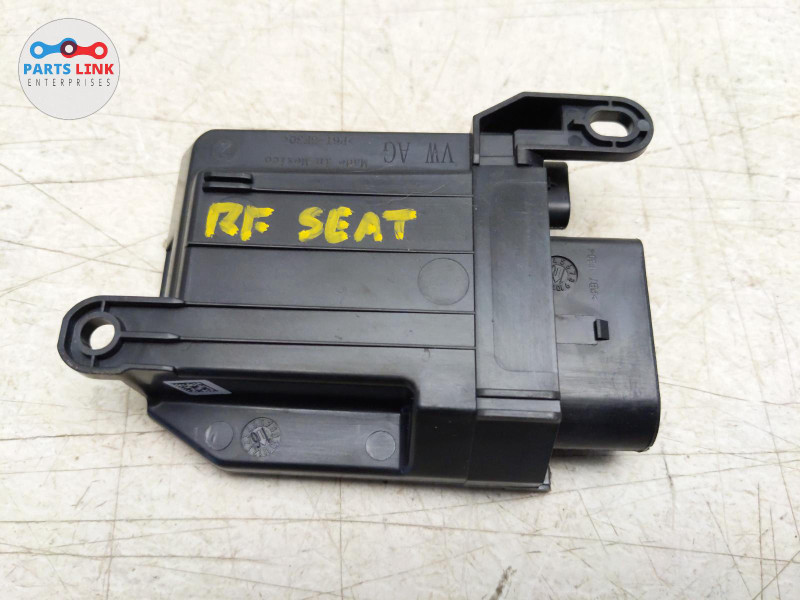 2016-2020 BENTLEY BENTAYGA FRONT RIGHT SEAT CONTROL MODULE OCCUPANT ...