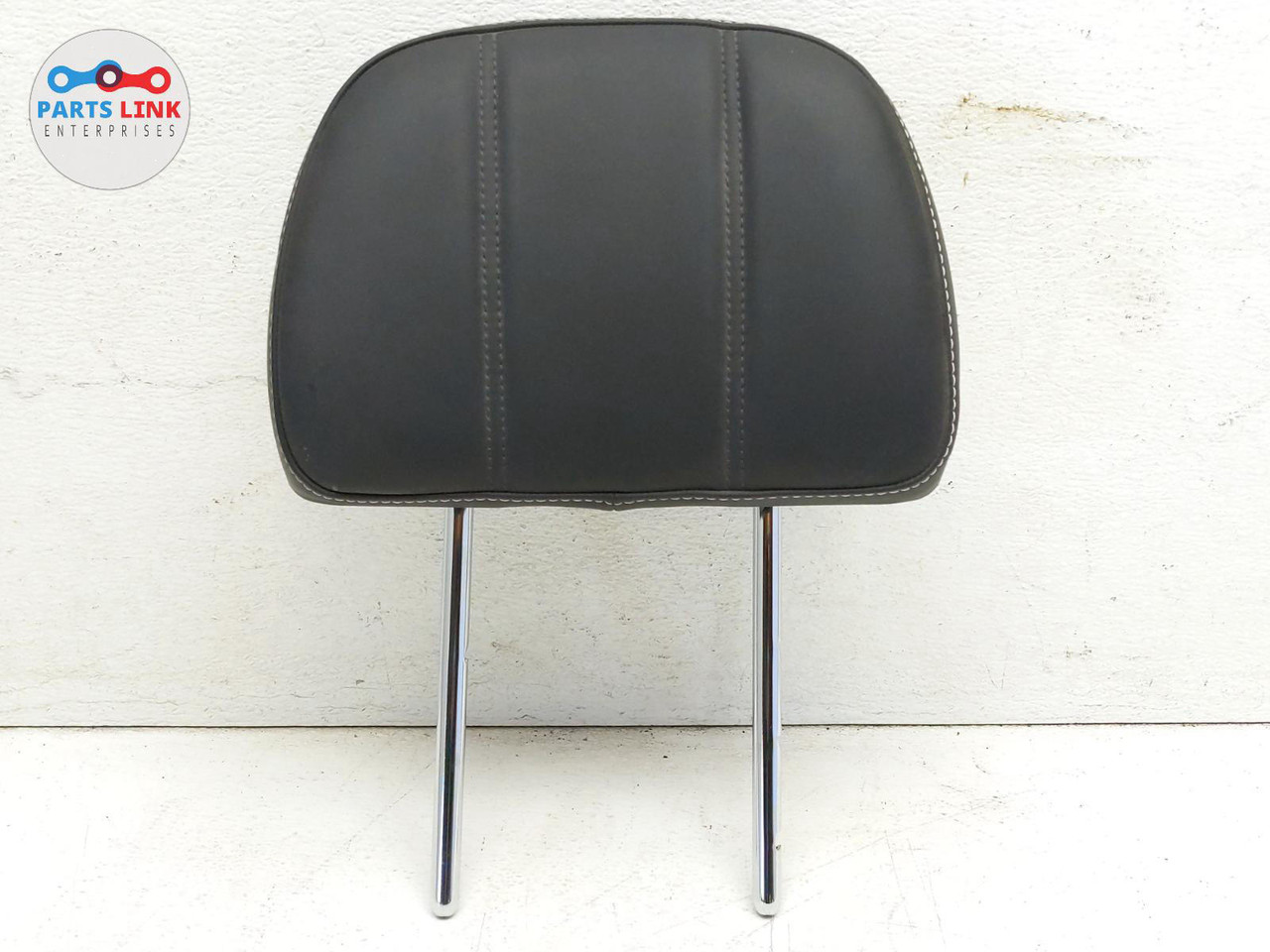 2016-20 BENTLEY BENTAYGA REAR SEAT HEADREST HEAD REST RIGHT OR LEFT ...