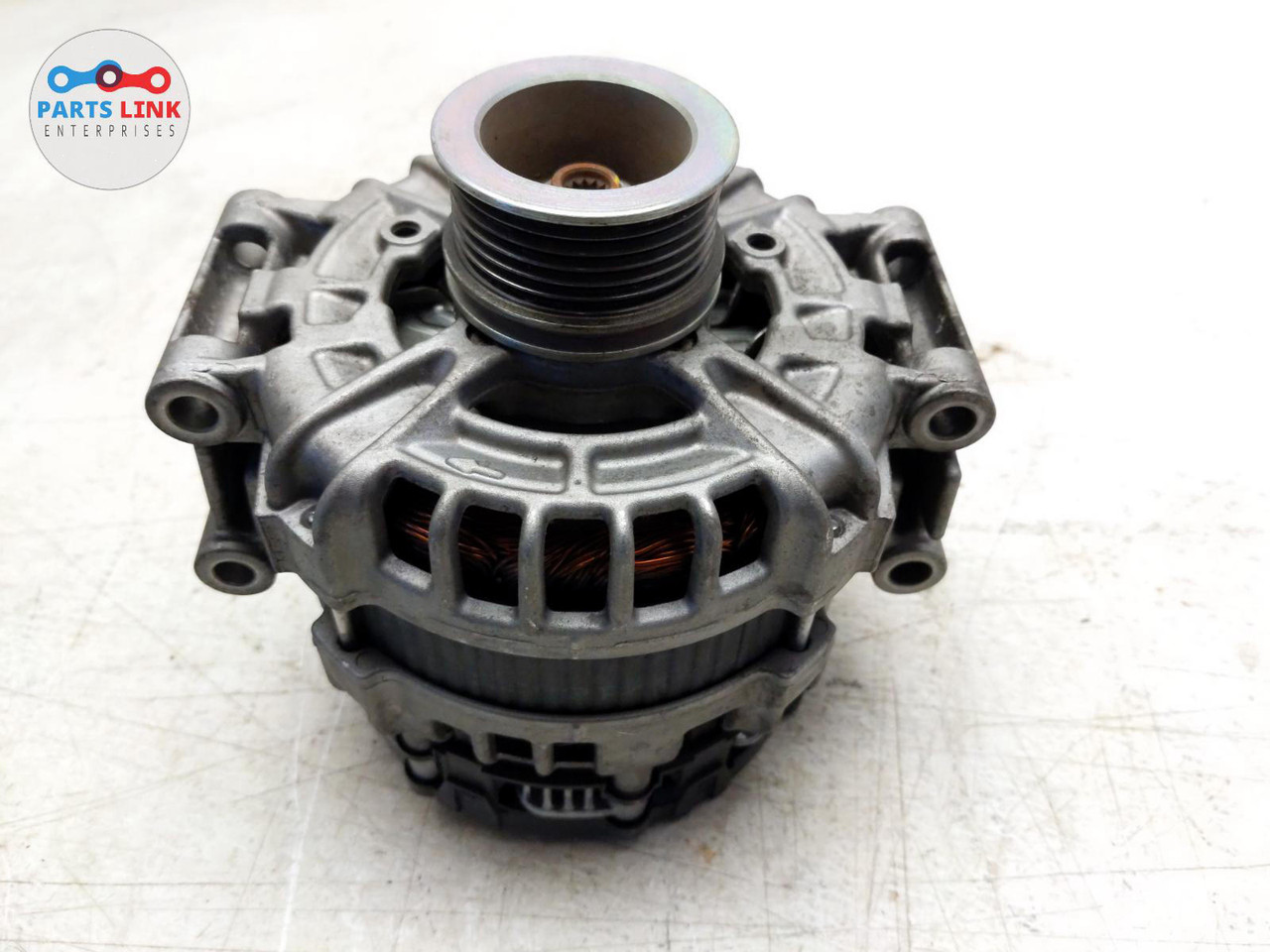 2016-2020 BENTLEY BENTAYGA ALTERNATOR POWER GENERATOR PULLEY ASSY 250A ...