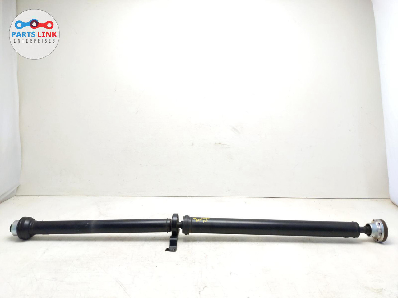 2016-2020 BENTLEY BENTAYGA REAR DRIVESHAFT DRIVE SHAFT PROP CARDAN ...