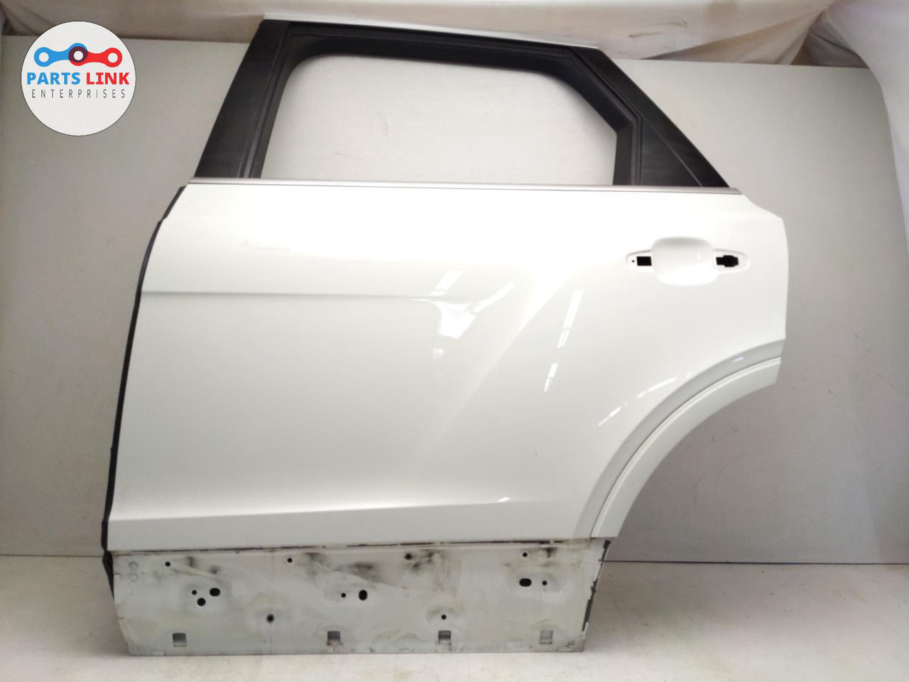 2016-20 BENTLEY BENTAYGA REAR LEFT DOOR SHELL FRAME SKIN PANEL WINDOW ...