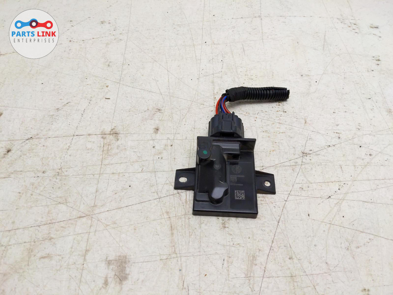 2017-22 ALFA ROMEO GIULIA GAS FUEL PUMP DRIVER CONTROL MODULE PLUG ...